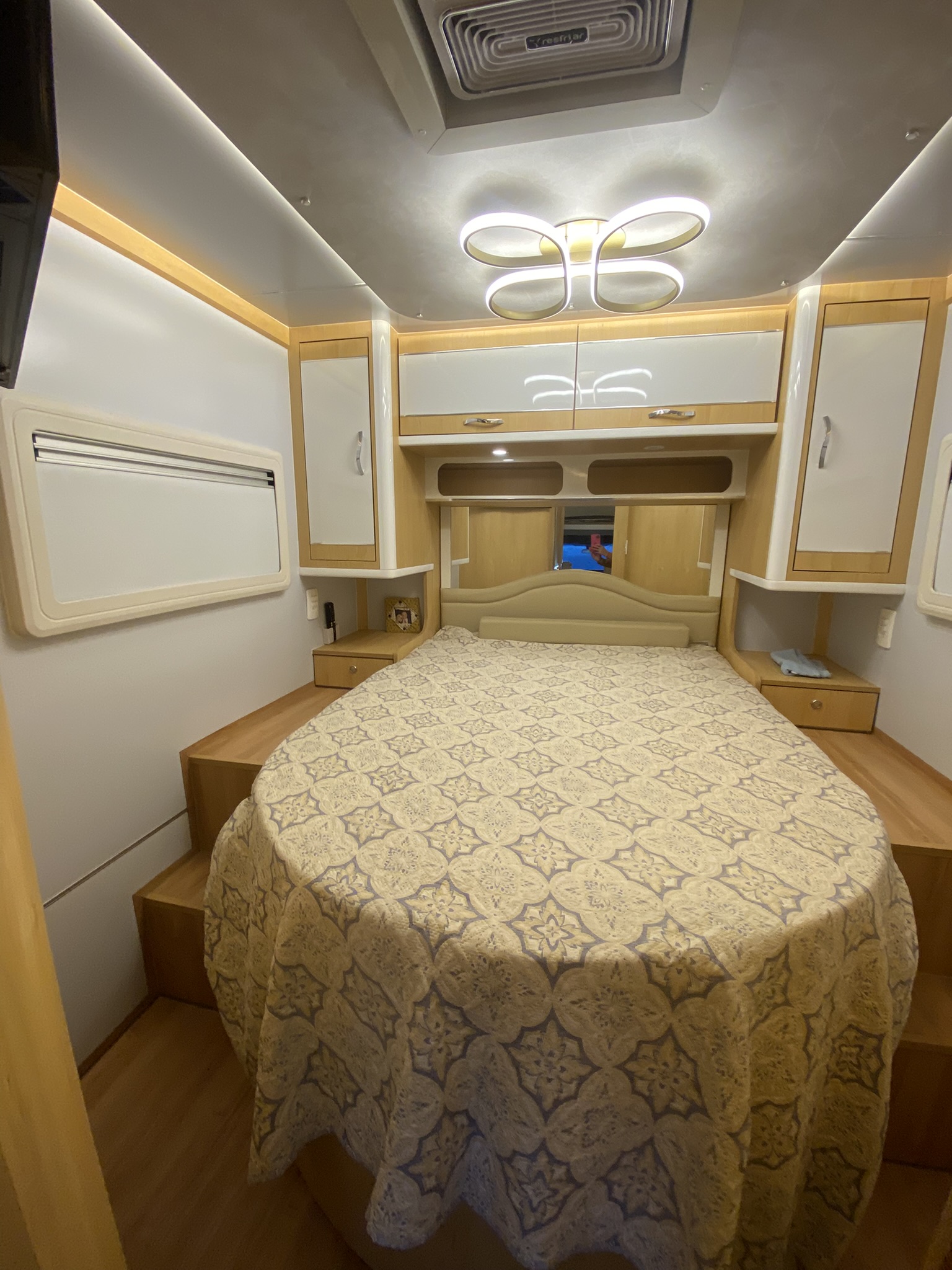Mercedes Sprinter SS517 com slide out – Space Motorhome